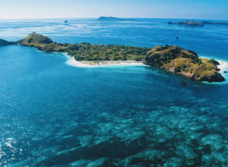 Spot Mancing di Pulau Komodo & Labuan Bajo, Pulau Flores, NTT, Terbaik ...