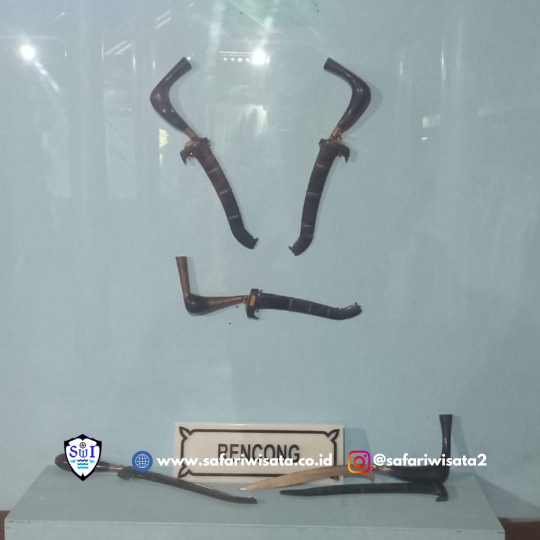 8 Pakaian Adat Aceh, Baju Tradisional Suku Aceh, Gayo, Alas, Singkil ...